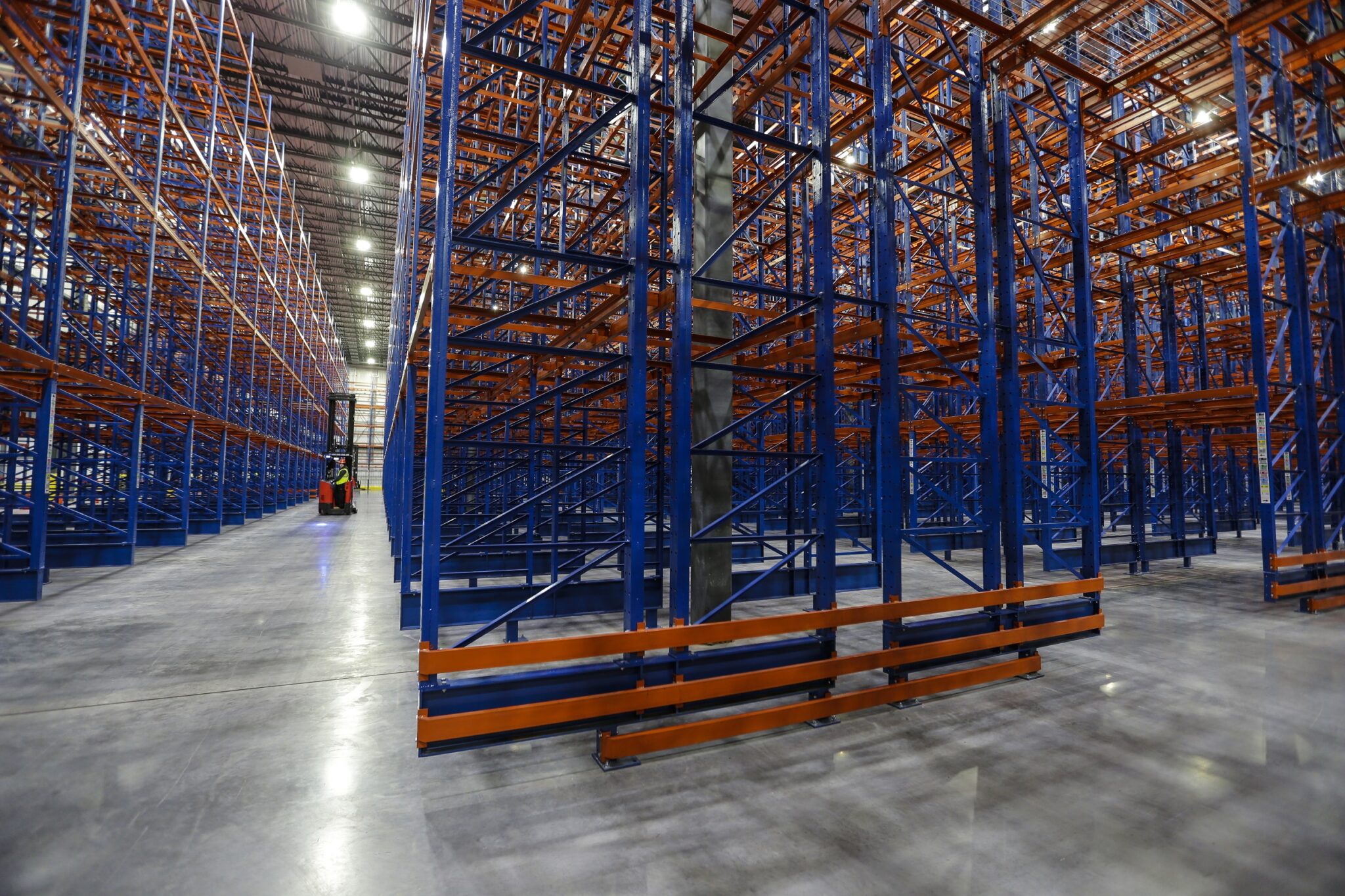 An In-depth Look at Double-Deep Pallet Racking Design