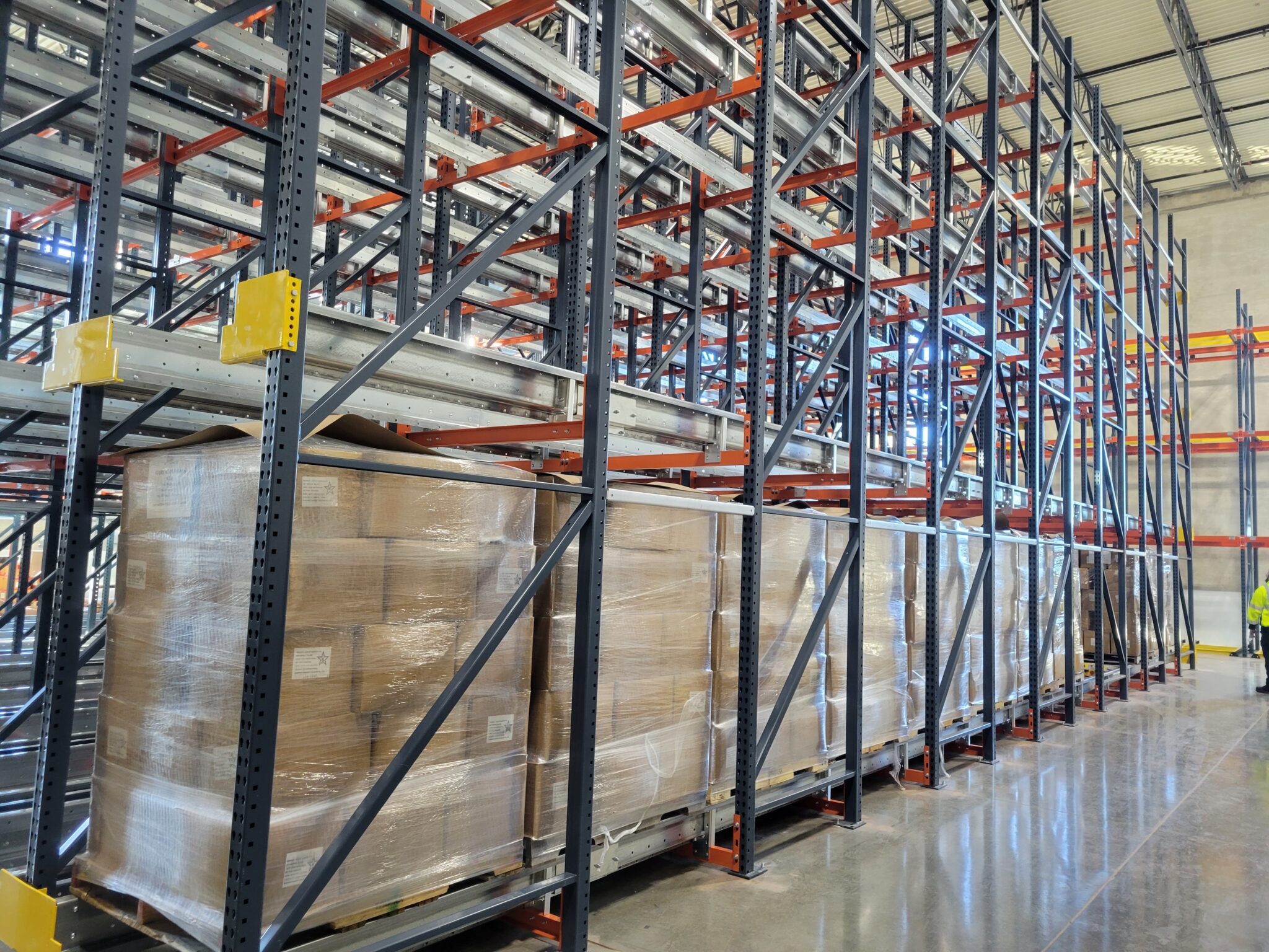 PEAK Shuttle ASRS Systems Semi-Automated Pallet Storage