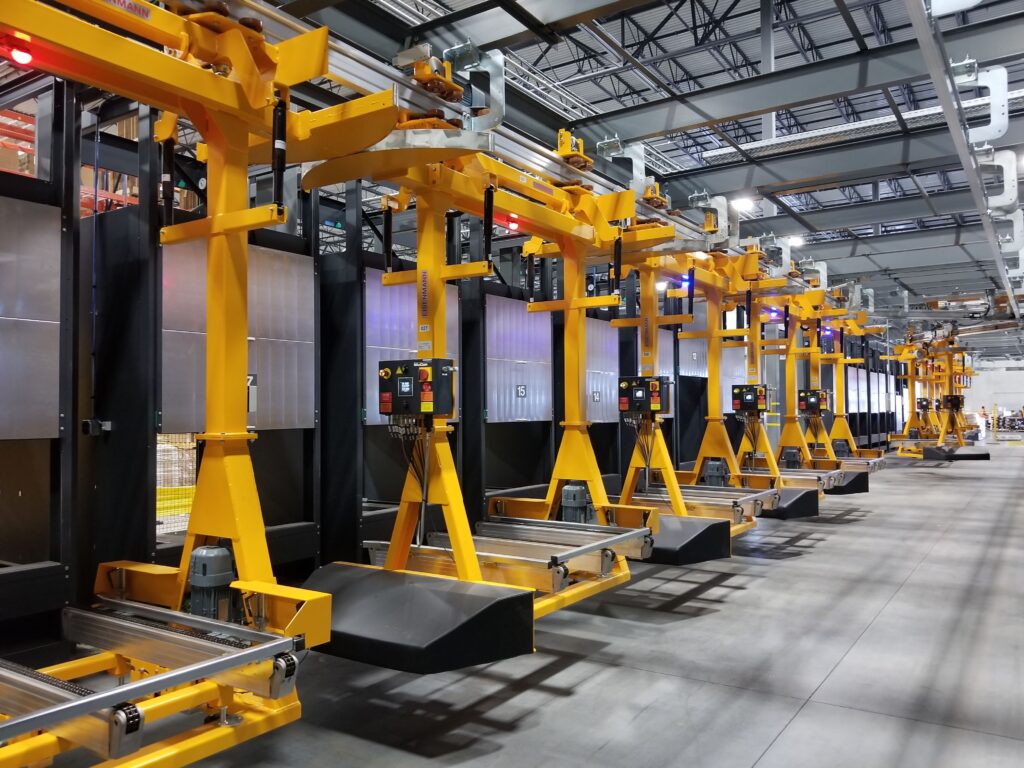 Automated Pallet Conveyors for Warehousing & Distribution