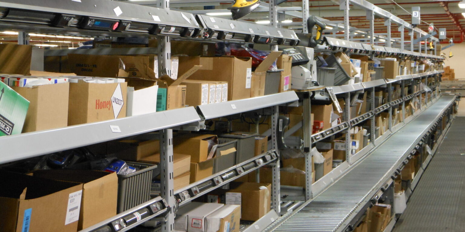 Smart Pick-to-Light Solutions for Optimized Order Picking